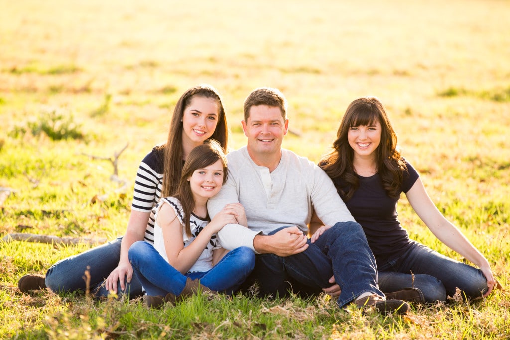 Cheyne Family - Sunshine Coast Family Portraits - Field + Forest
